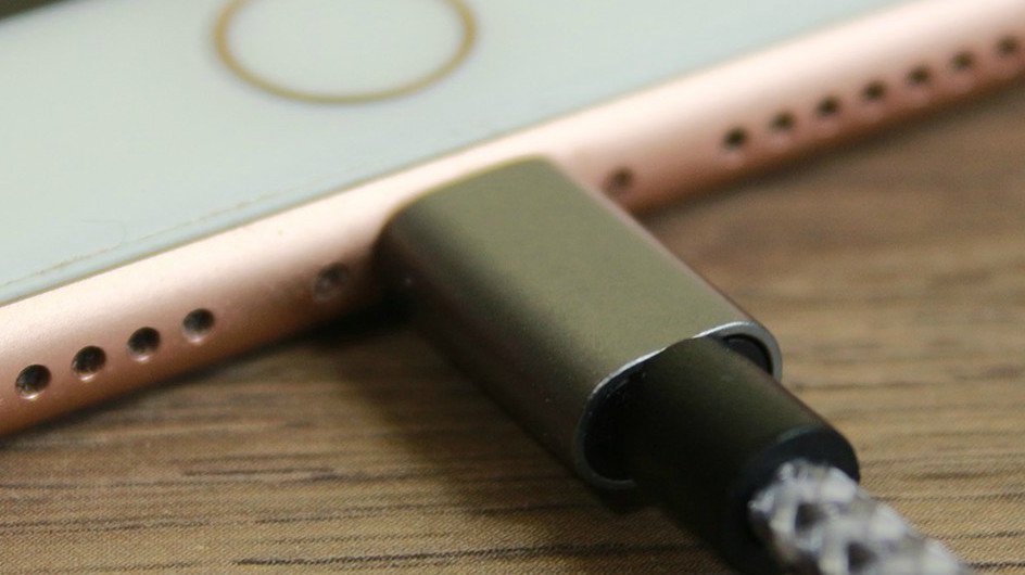 5 Best Lightning Cables you should buy for your iPhones and iPads